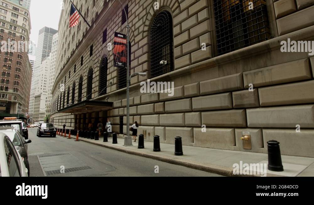 Bank of manhattan Stock Videos & Footage - HD and 4K Video Clips - Alamy