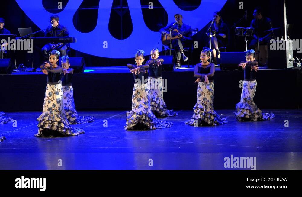 Starlight dance Stock Videos & Footage - HD and 4K Video Clips - Alamy