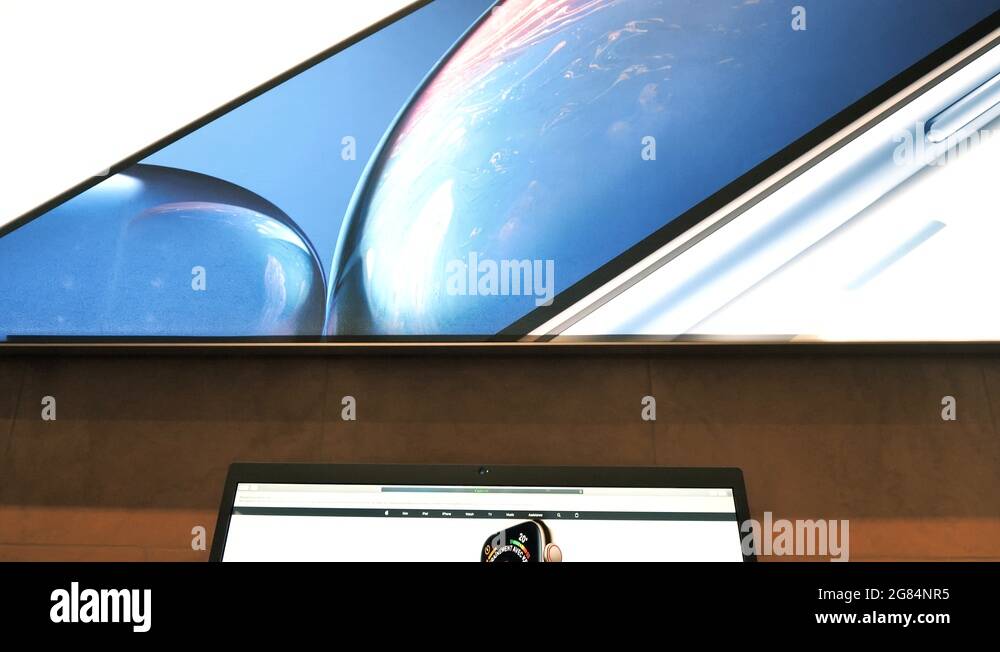 Lg display Stock Videos & Footage - HD and 4K Video Clips - Alamy