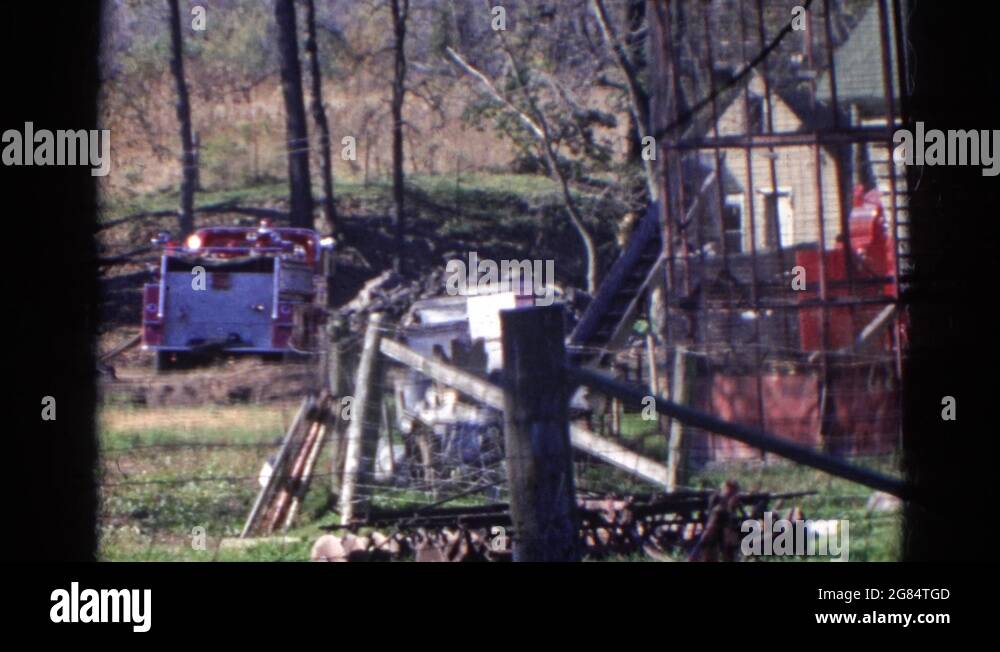WAUCONDA ILLINOIS USA-1968: Fire Truck Drives By The Yard Which Appears ...