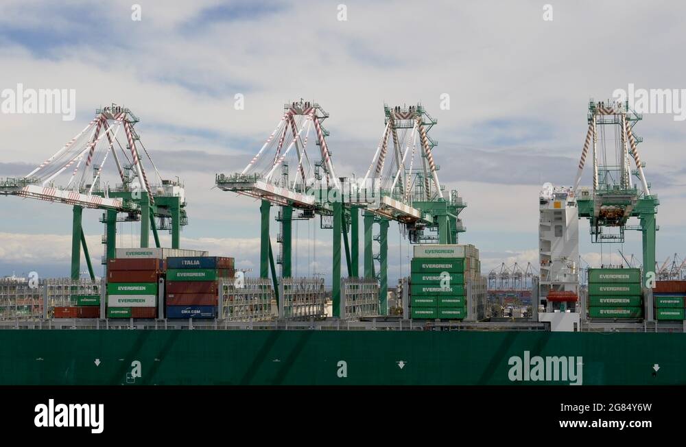 Gantry container Stock Videos & Footage - HD and 4K Video Clips - Alamy