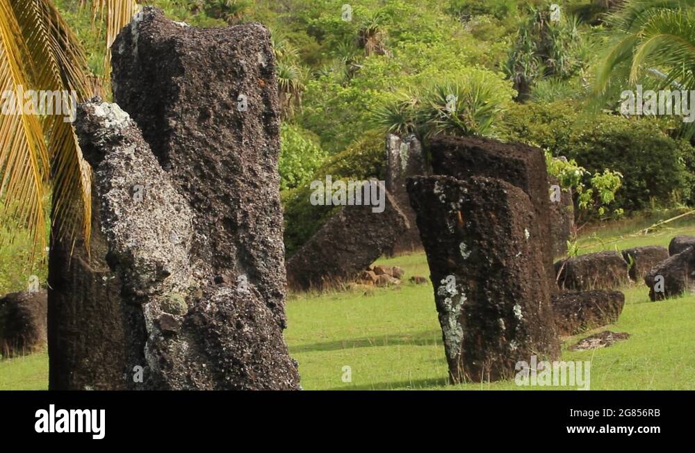 Field stone pillars Stock Videos & Footage - HD and 4K Video Clips - Alamy