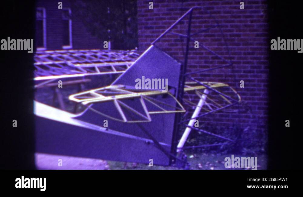 Flap elevator Stock Videos & Footage - HD and 4K Video Clips - Alamy