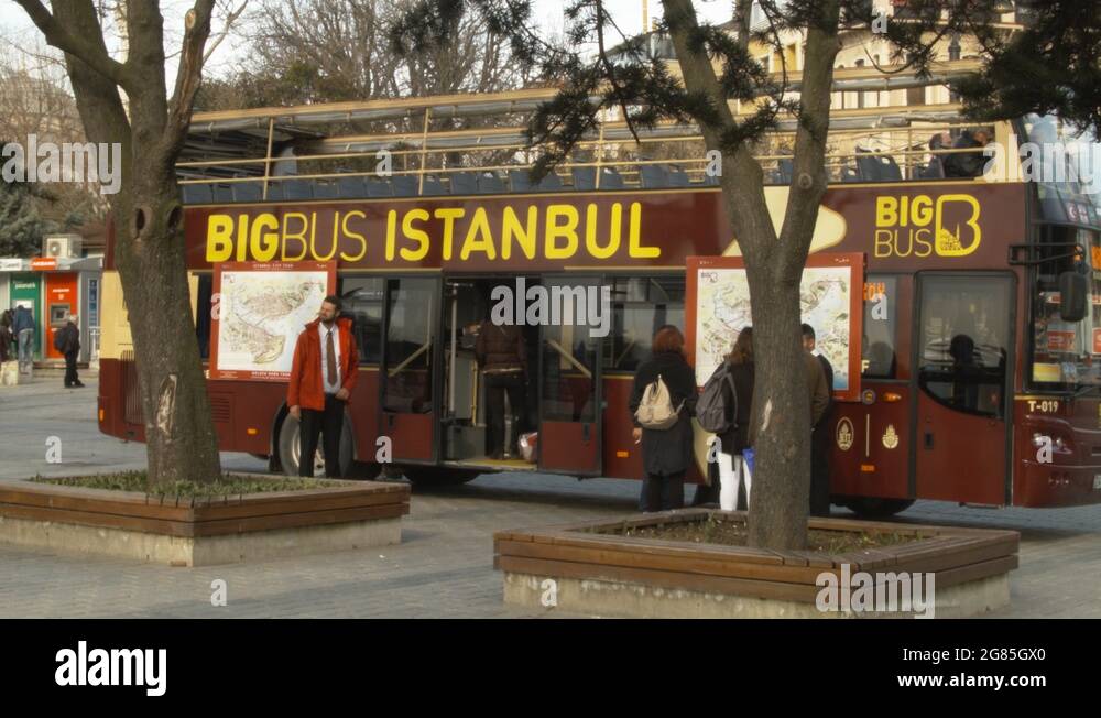 Turkey public bus Stock Videos & Footage - HD and 4K Video Clips - Alamy
