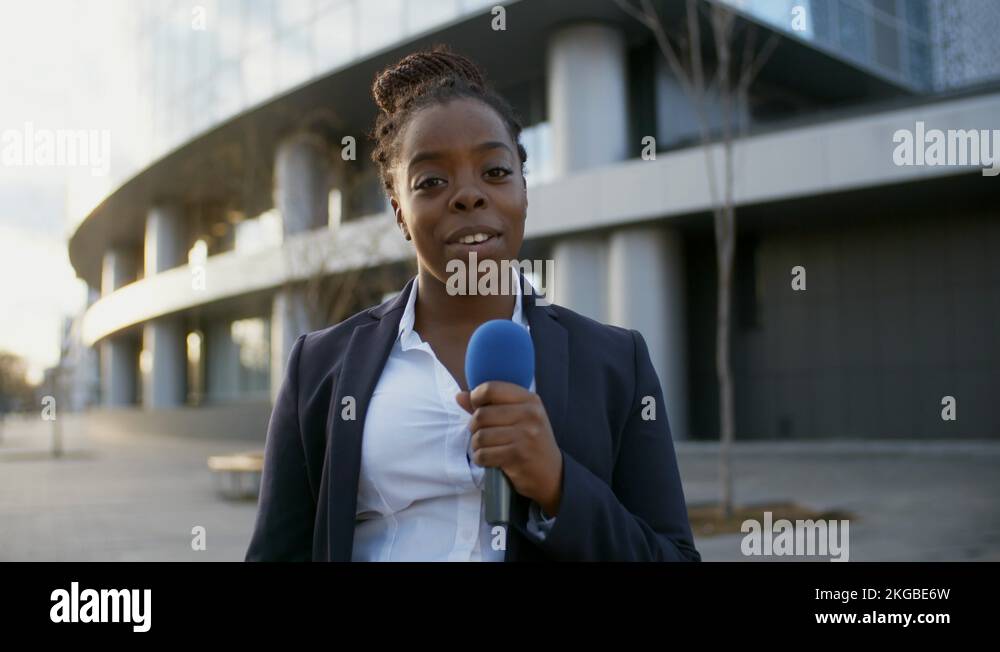 Channel airways Stock Videos & Footage - HD and 4K Video Clips - Alamy