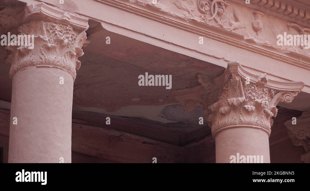 Jordan Petra Facade Of The Treasury Building The Ancient Nabatean Stock ...