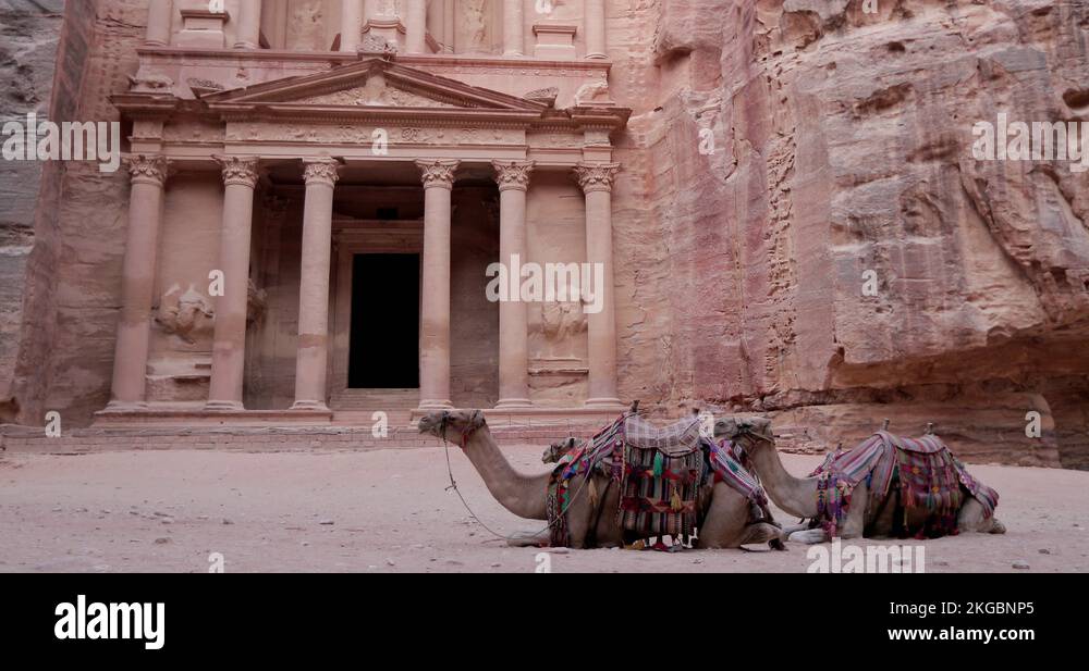 Jordan Petra Facade Of The Treasury Building The Ancient Nabatean Stock ...