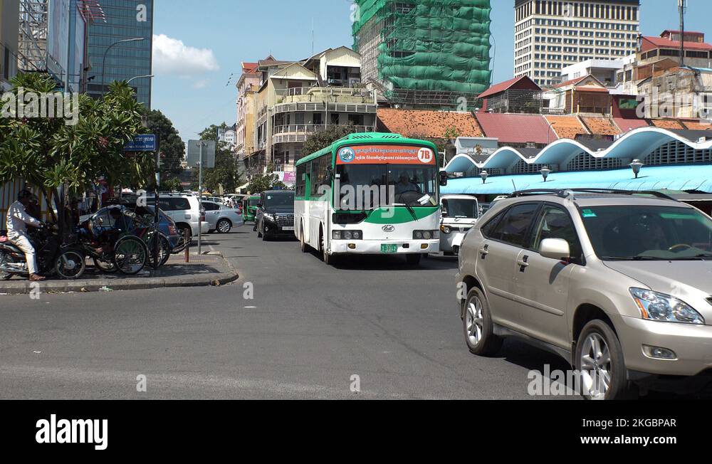 PHNOM PENH, CAMBODIA : PHNOM PENH CITY BUS Stock Video Footage - Alamy