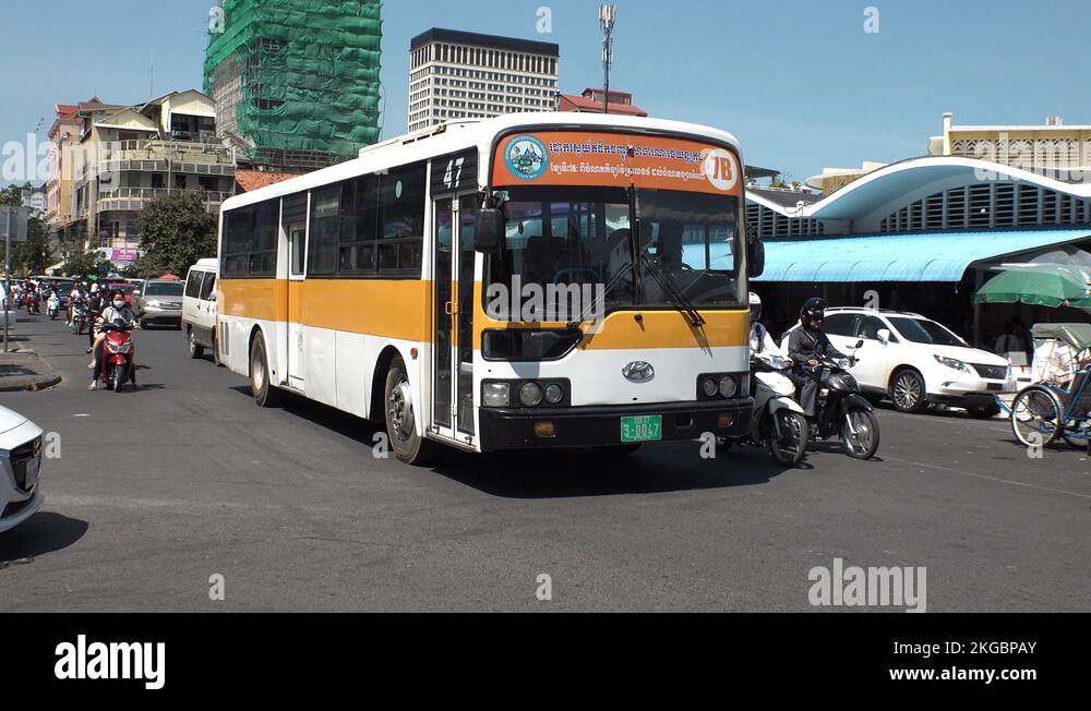 PHNOM PENH, CAMBODIA : PHNOM PENH CITY BUS Stock Video Footage - Alamy