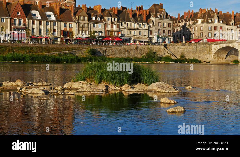 Gien france Stock Videos & Footage - HD and 4K Video Clips - Alamy