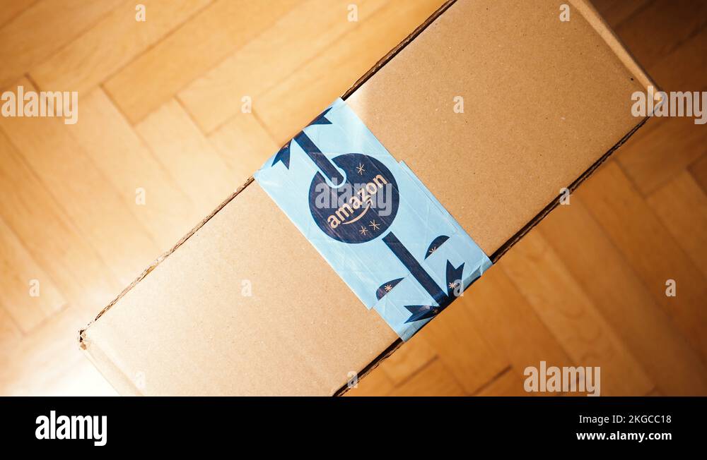 Amazon delivery sign Stock Videos & Footage - HD and 4K Video Clips - Alamy
