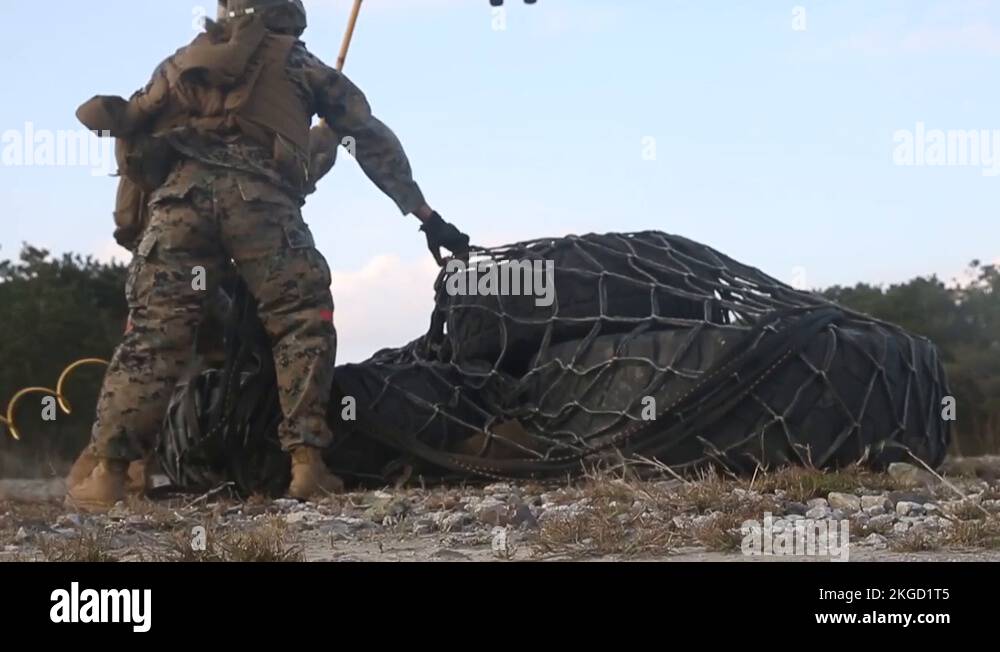 Sling camp war Stock Videos & Footage - HD and 4K Video Clips - Alamy