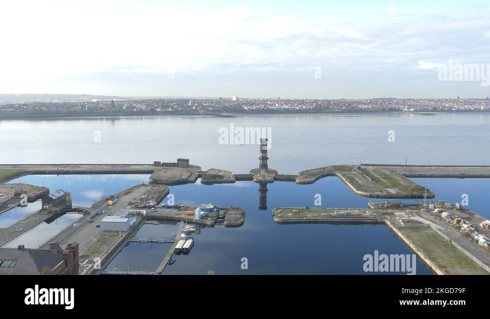 Docks dockside Stock Videos & Footage - HD and 4K Video Clips - Alamy