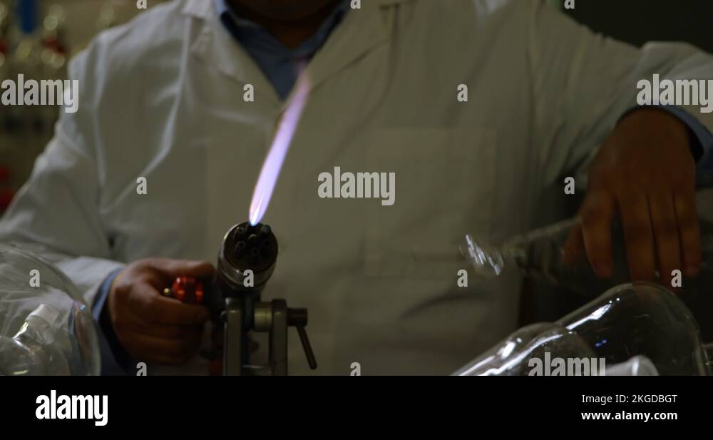 Wing glass Stock Videos & Footage - HD and 4K Video Clips - Alamy