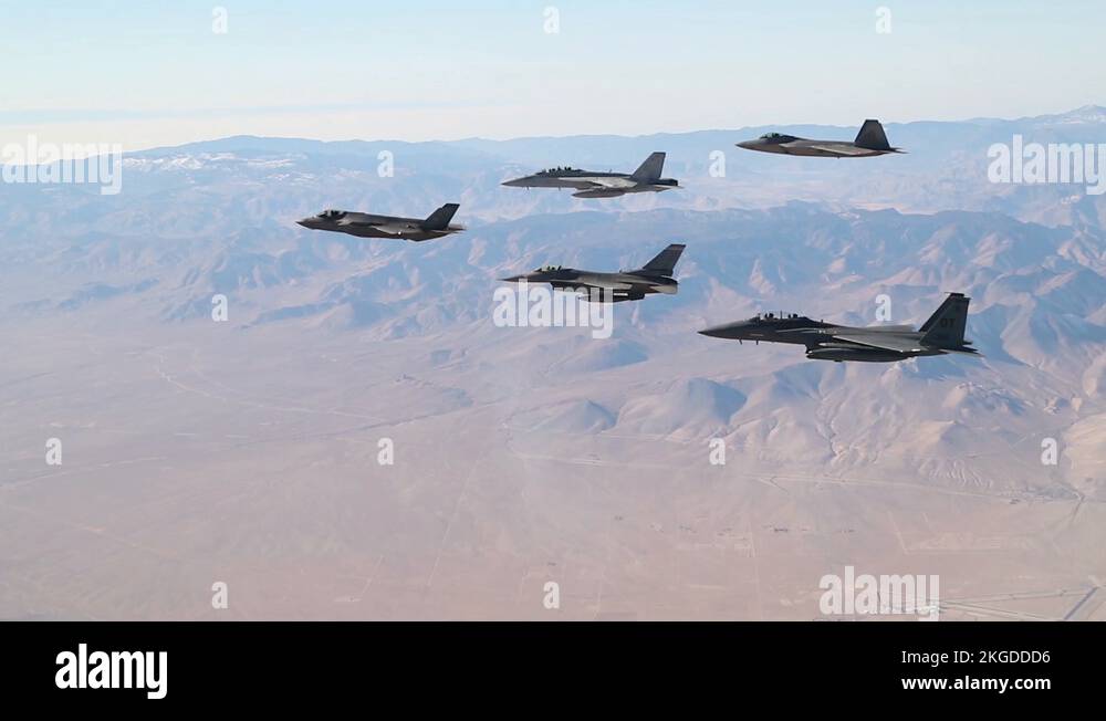 Military formation flying Stock Videos & Footage - HD and 4K Video ...