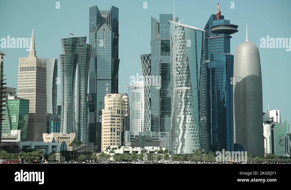 Qatar doha view airplane Stock Videos & Footage - HD and 4K Video Clips ...