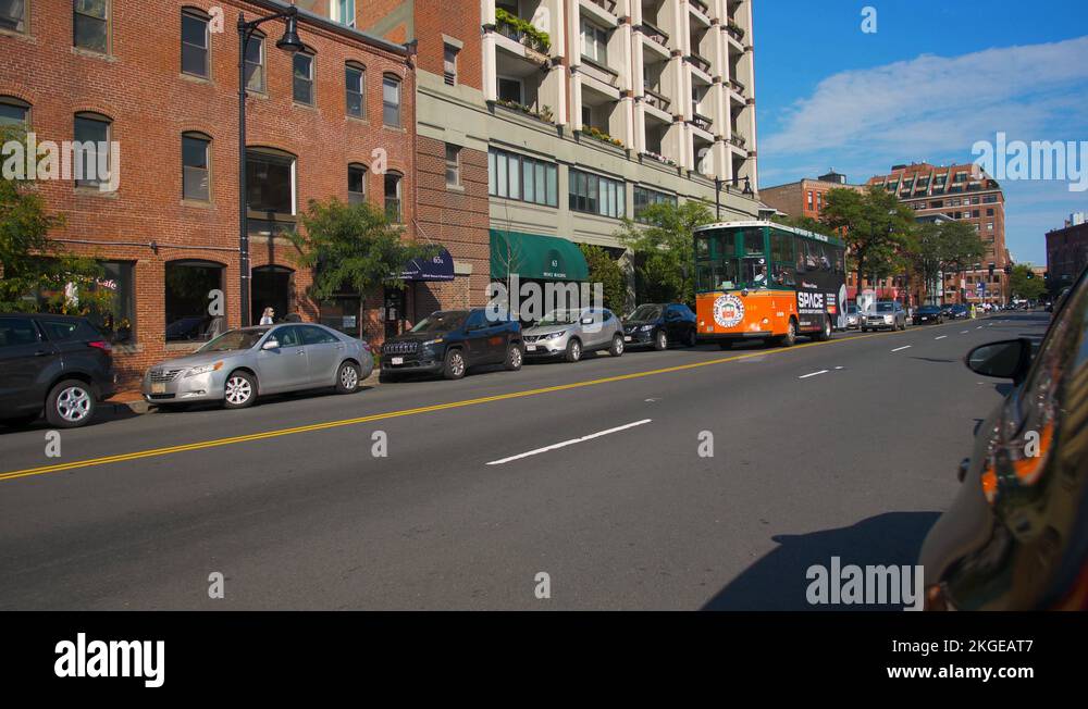 Cars and skyline Stock Videos & Footage - HD and 4K Video Clips - Alamy