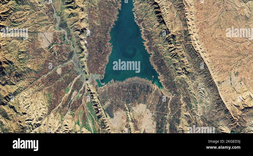 Zagros mountains Stock Videos & Footage - HD and 4K Video Clips - Alamy