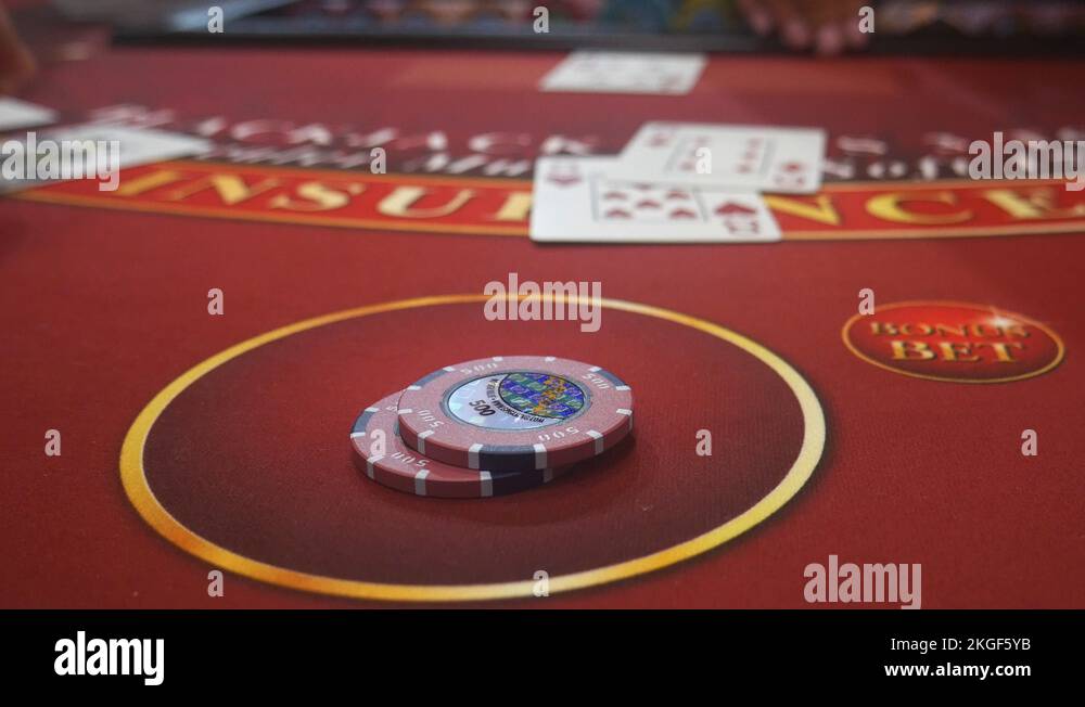 Blackjack 21 cards Stock Videos & Footage - HD and 4K Video Clips - Alamy
