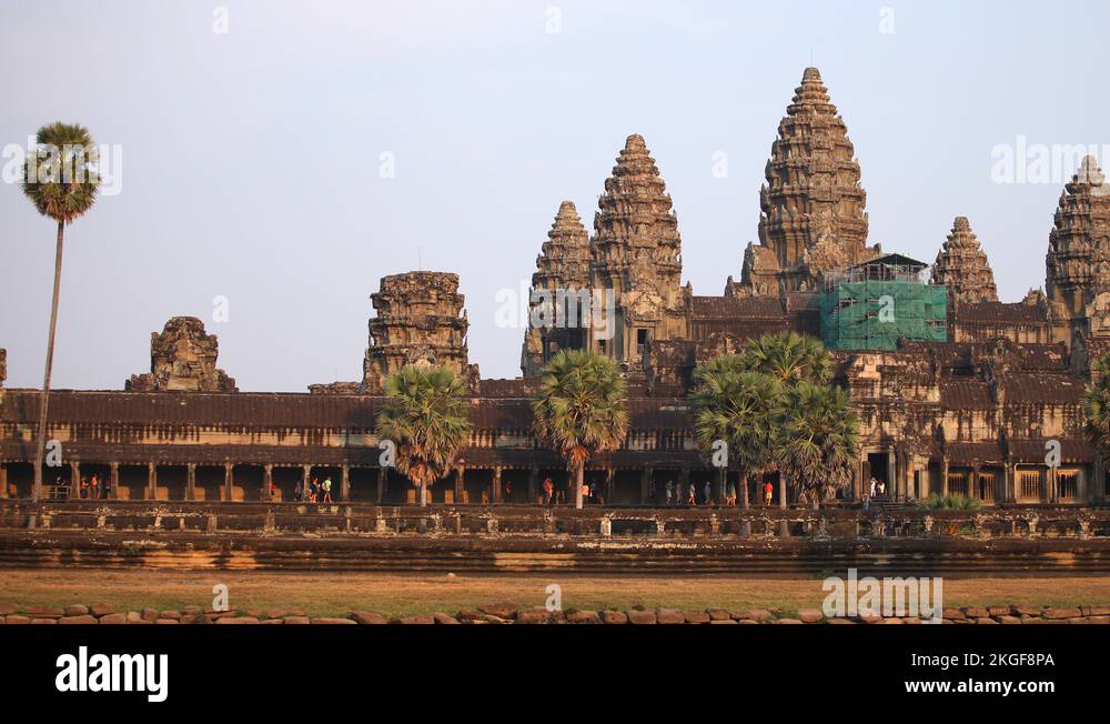 Angkor wat sunset crowd Stock Videos & Footage - HD and 4K Video Clips ...