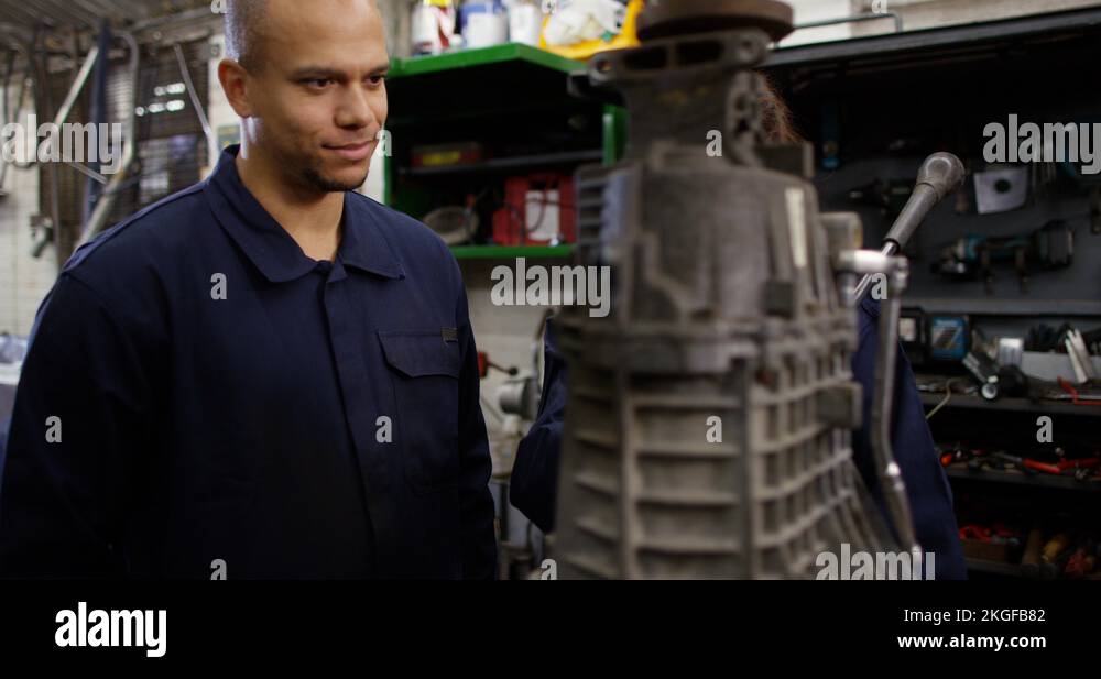 Engine construction Stock Videos & Footage - HD and 4K Video Clips - Alamy