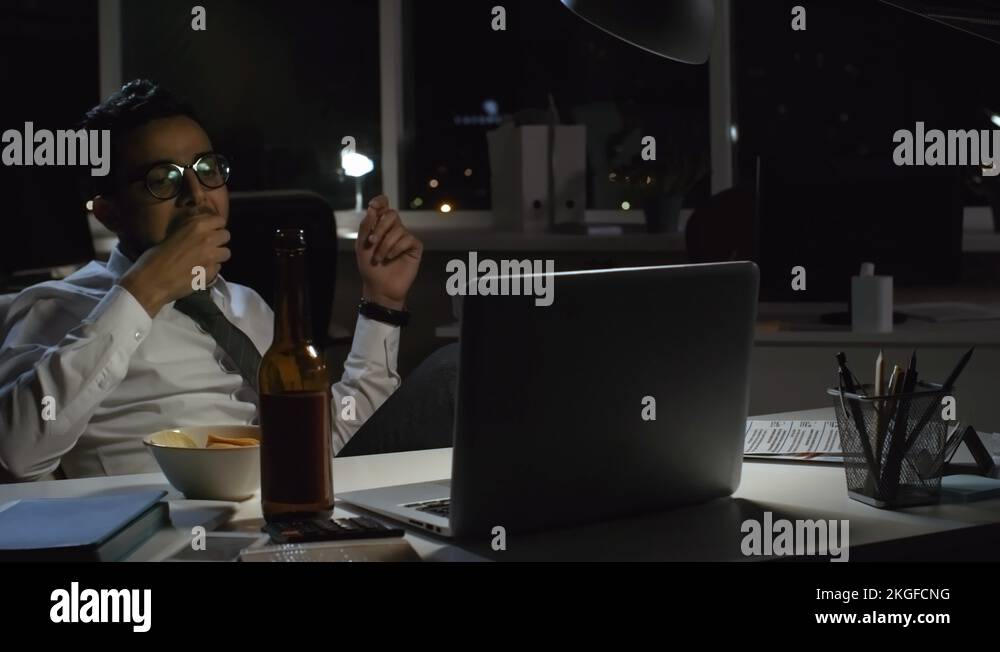 After hours office Stock Videos & Footage - HD and 4K Video Clips - Alamy