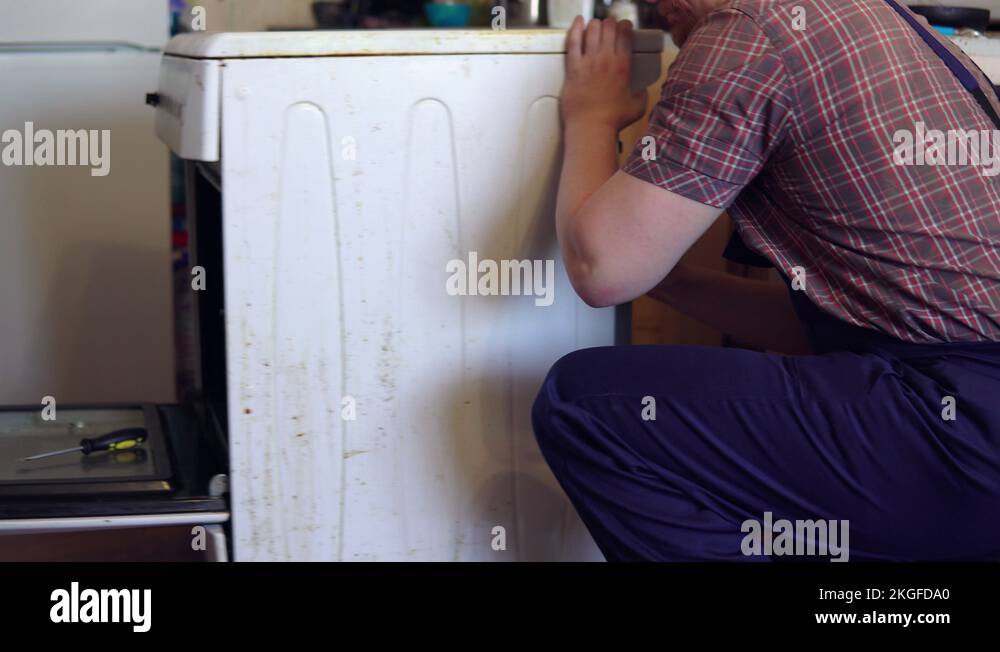 Cooker cable Stock Videos & Footage - HD and 4K Video Clips - Alamy