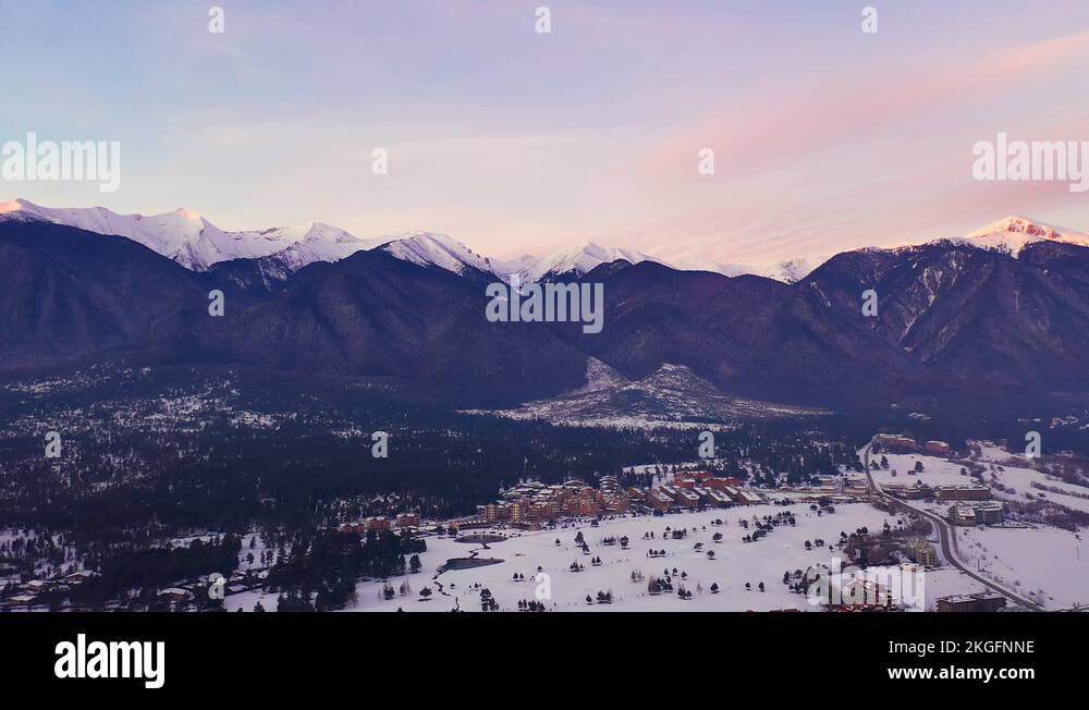 Crimson resort Stock Videos & Footage - HD and 4K Video Clips - Alamy