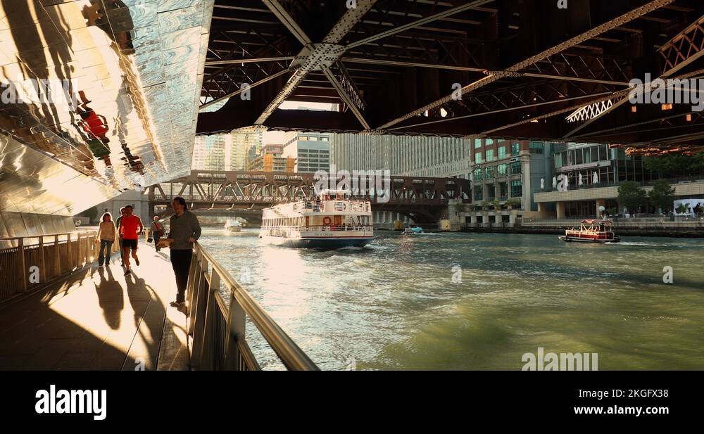 Boats and people under the Dearborn Street Bridge Chicago USA Stock ...