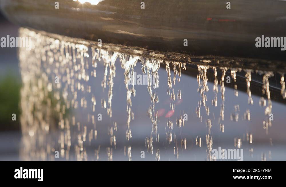 Overflowing fountain Stock Videos & Footage - HD and 4K Video Clips - Alamy