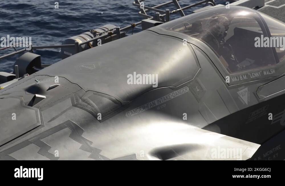 Jet air intakes Stock Videos & Footage - HD and 4K Video Clips - Alamy