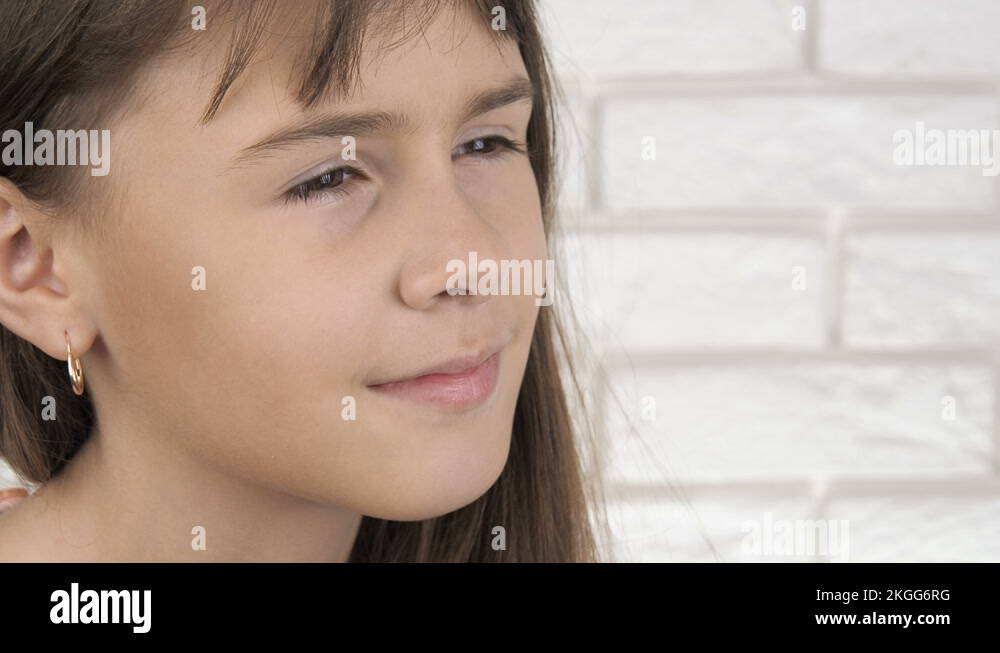 Little Poor Girl Stock Videos And Footage Hd And 4k Video Clips Alamy