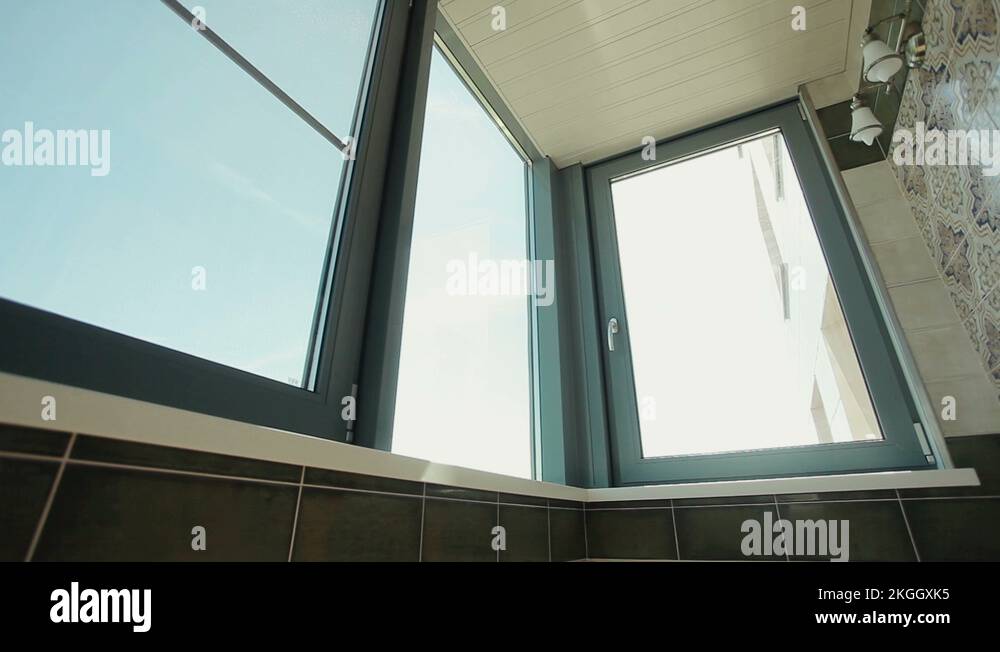Glazing architecture Stock Videos & Footage - HD and 4K Video Clips - Alamy