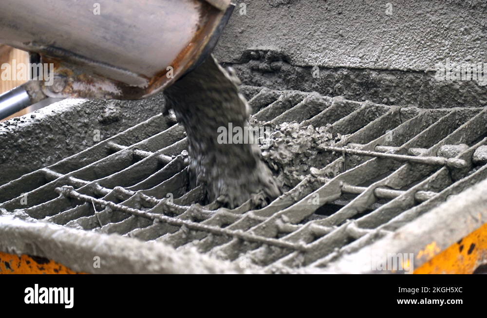 Concrete feeder Stock Videos & Footage - HD and 4K Video Clips - Alamy