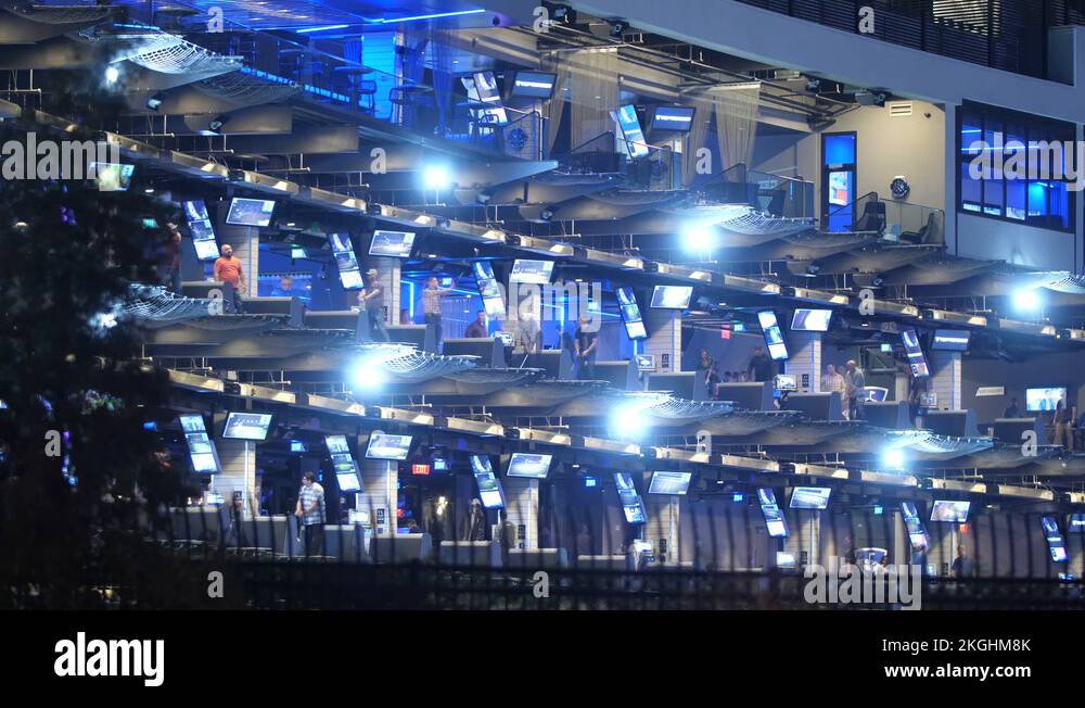 Golf shooting range Stock Videos & Footage - HD and 4K Video Clips - Alamy