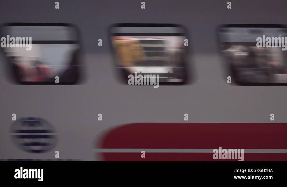 Train running in subway Stock Videos & Footage - HD and 4K Video Clips ...