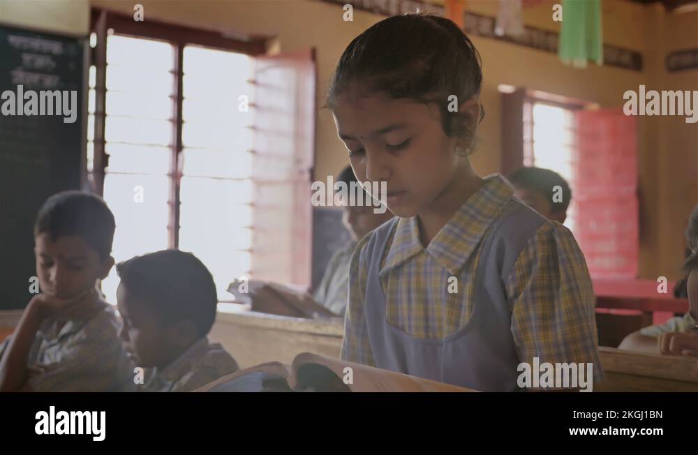 Class reading from books Stock Videos & Footage - HD and 4K Video Clips ...