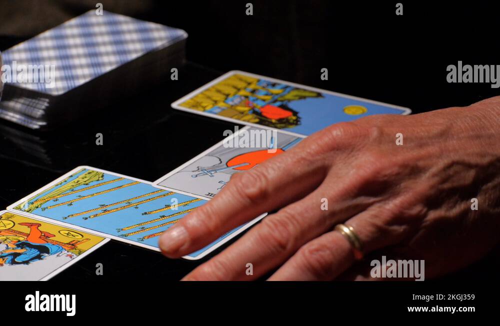 VooDoo black arts and Fortune Palm Reading, tarot cards - Potions ...