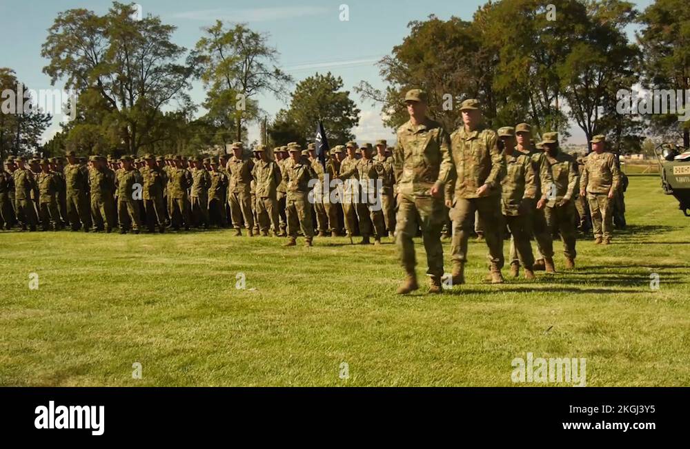 Saluting Stock Videos & Footage - HD and 4K Video Clips - Alamy