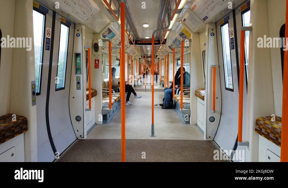 Tfl inside Stock Videos & Footage - HD and 4K Video Clips - Alamy