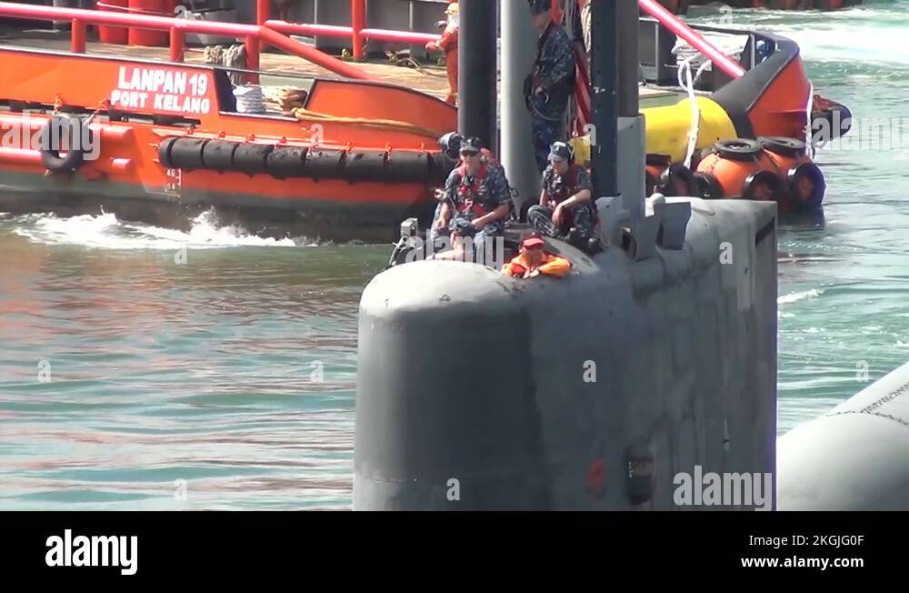 Crew on conning tower Stock Videos & Footage - HD and 4K Video Clips ...