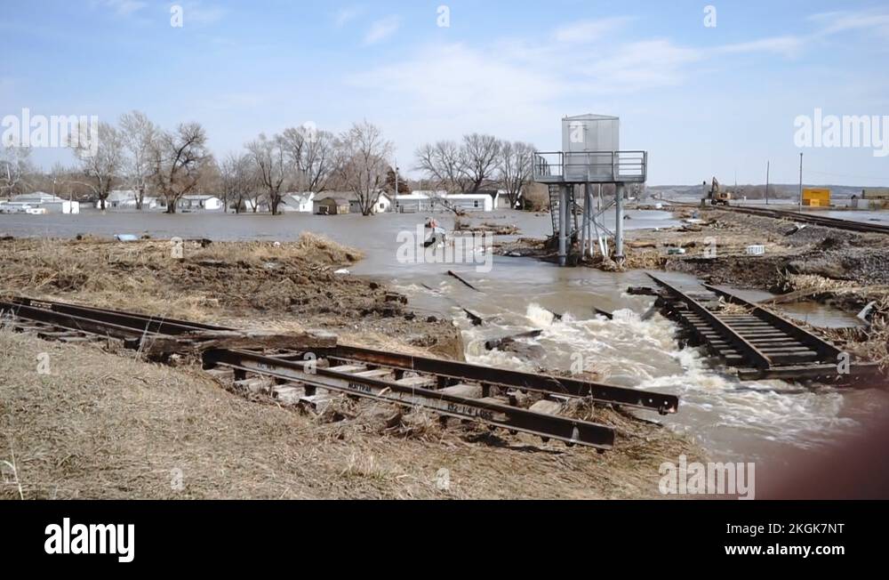 Railroad wash Stock Videos & Footage - HD and 4K Video Clips - Alamy