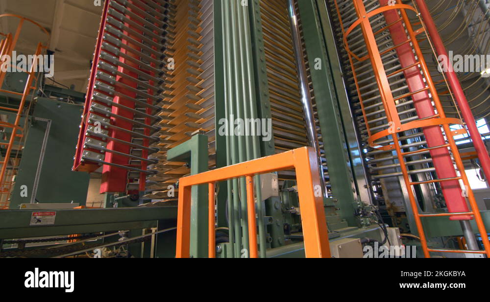 Production line in a woodworking plant for the production of plywood ...