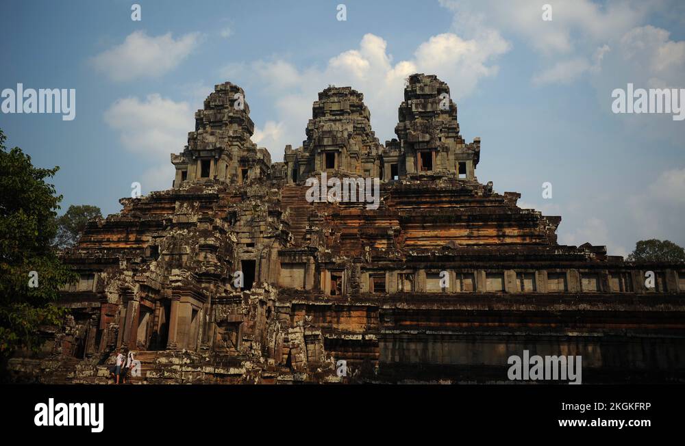 Khmer tourist Stock Videos & Footage - HD and 4K Video Clips - Alamy