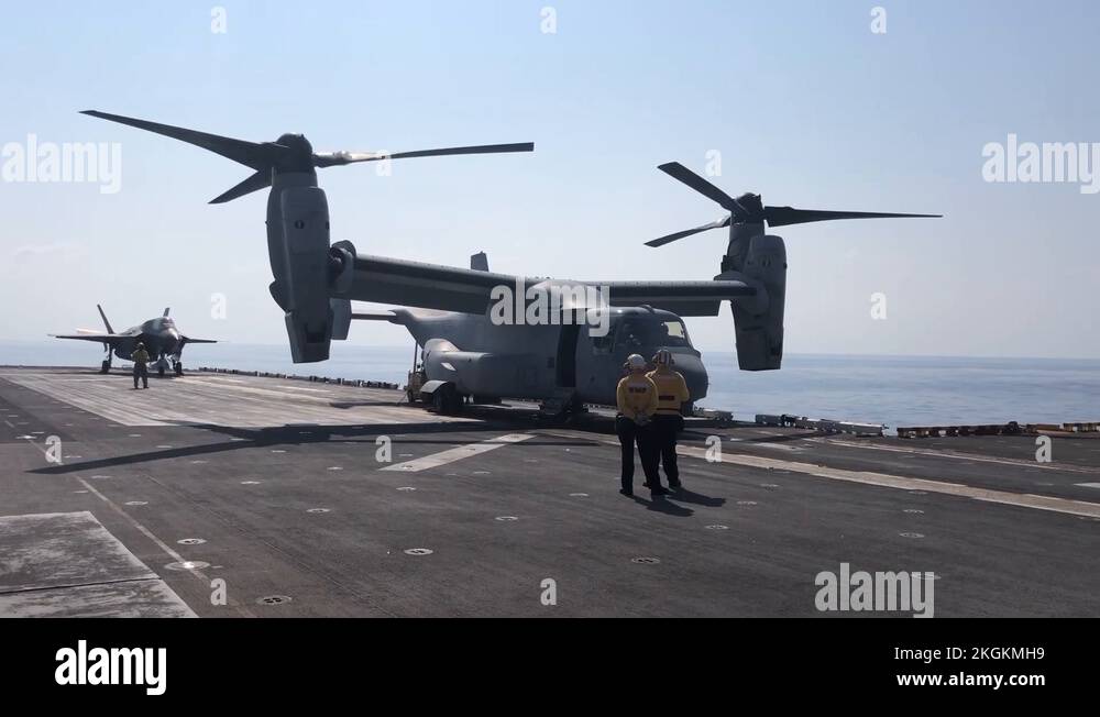 MV-22 Osprey preparing for take off from USS Wasp LHD 1 Stock Video Footage - Alamy