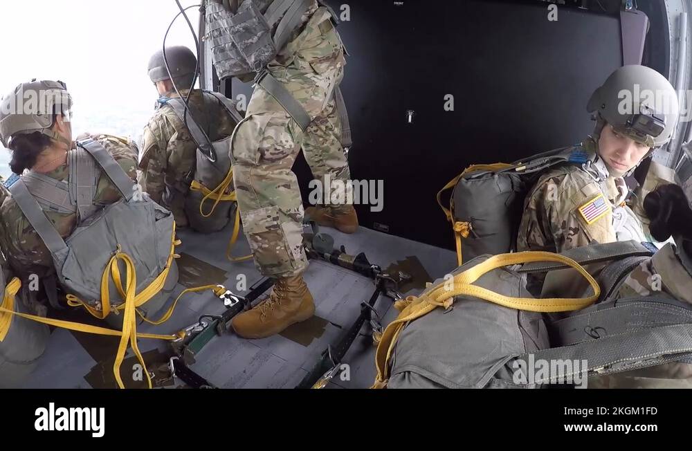 Army signal regiment Stock Videos & Footage - HD and 4K Video Clips - Alamy