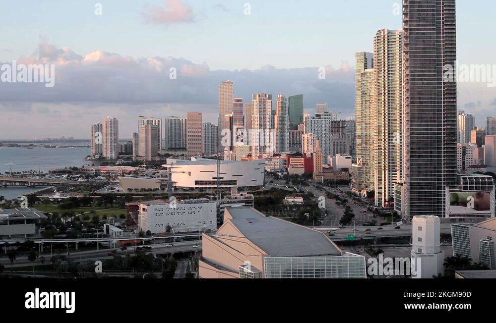 Elevated view of miami skyline Stock Videos & Footage - HD and 4K Video Clips - Alamy