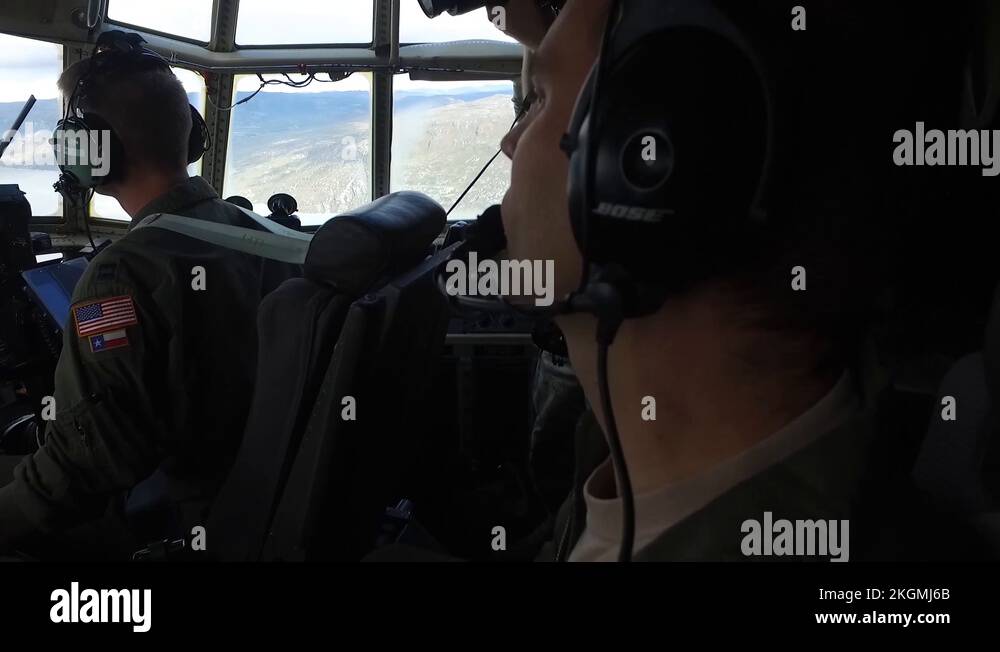 Cockpit footage of U.S. Air Force pilot flying C-130 Hercules over ...