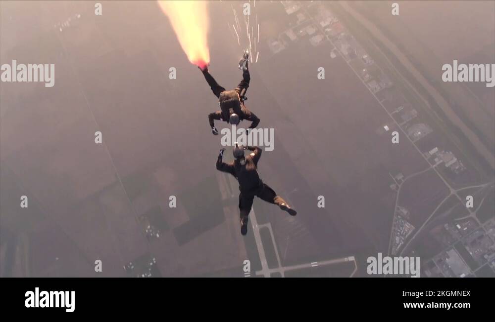 Free fall jump Stock Videos & Footage - HD and 4K Video Clips - Alamy