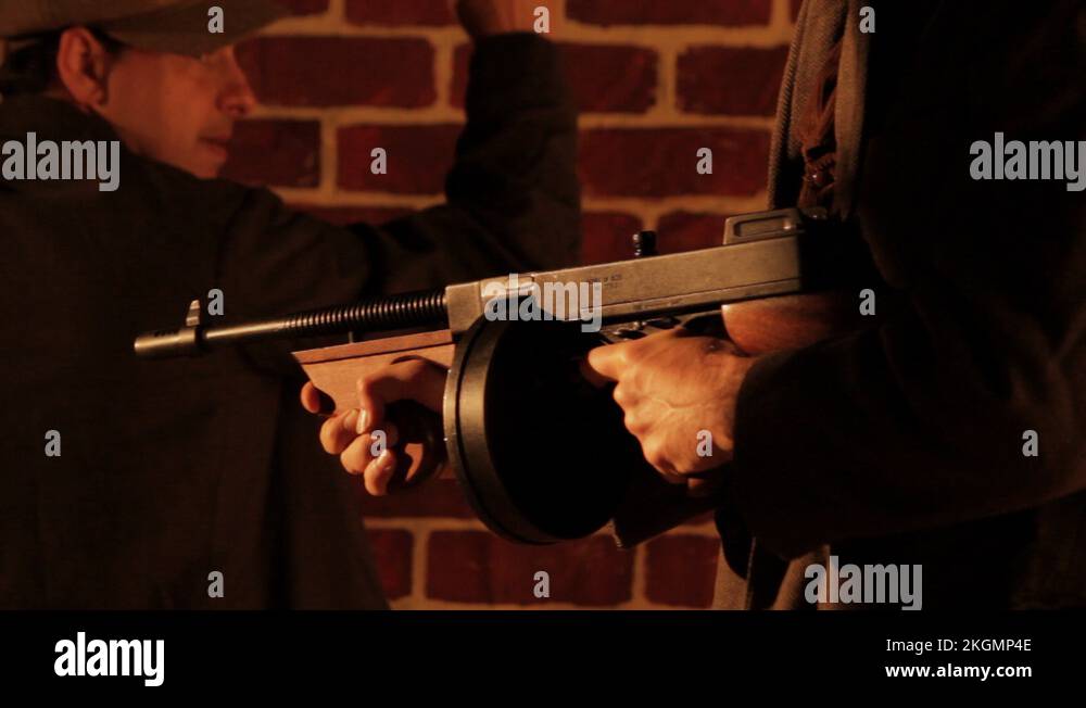 Gangster/Mobsters with Machine Gun - St Valentines Day Massacre ...